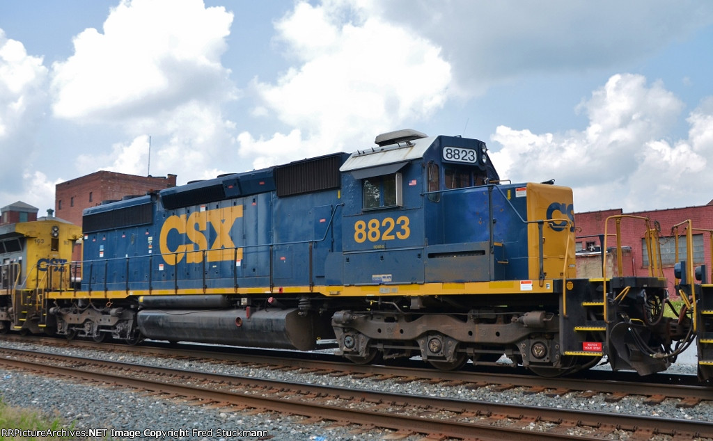 CSX 8823